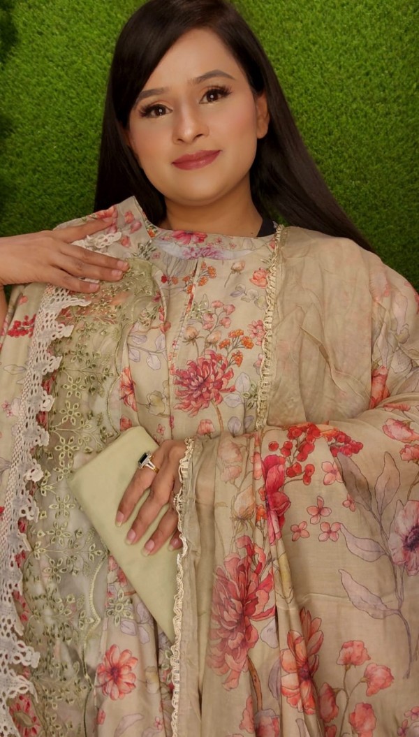 Nova|TanhasCollection