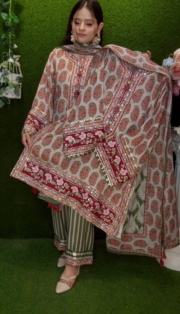 Lioness|TanhasCollection