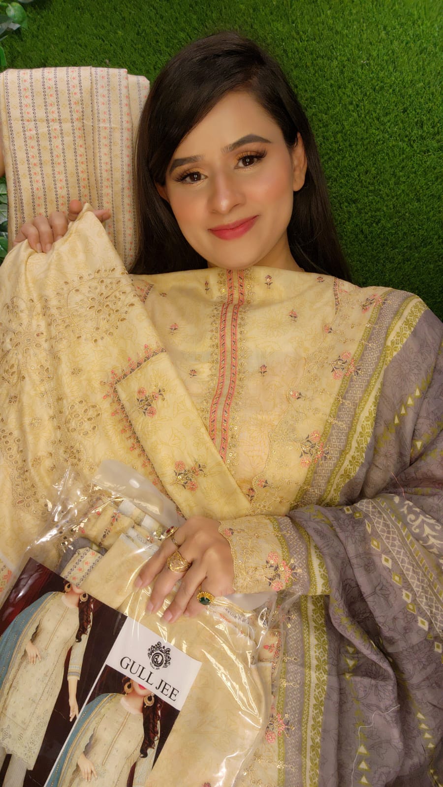 Clora|TanhasCollection