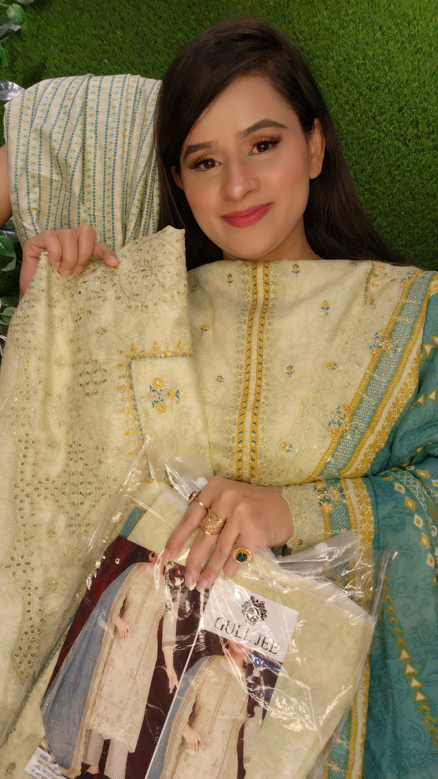 Clora|TanhasCollection